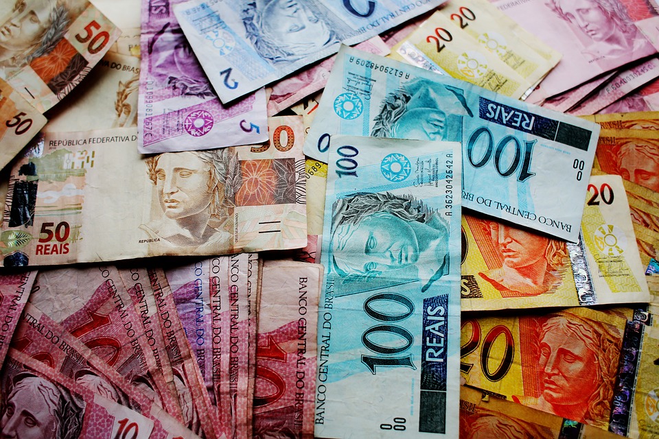 3 99 Dolares Em Reais ASKBRAIN 3-99-dolares-em-reais-askbrain